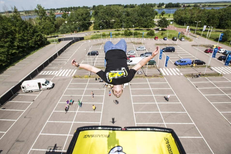 Streetdive Stuntshow | stunts en shows huren - Verhuur van attracties ...